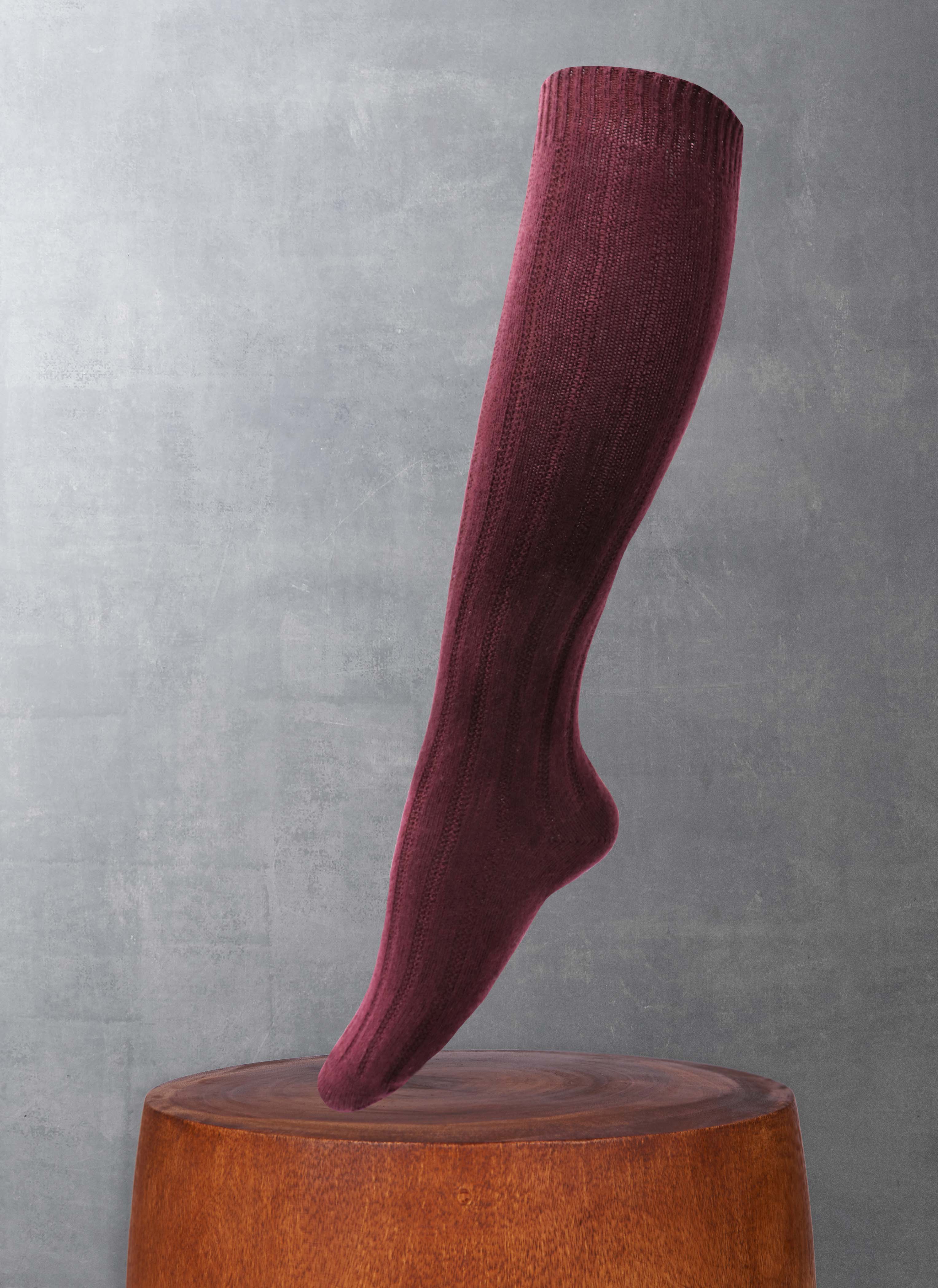 Women's 75% Cashmere Knee High Sock in Bordeaux – Lorenzo Uomo